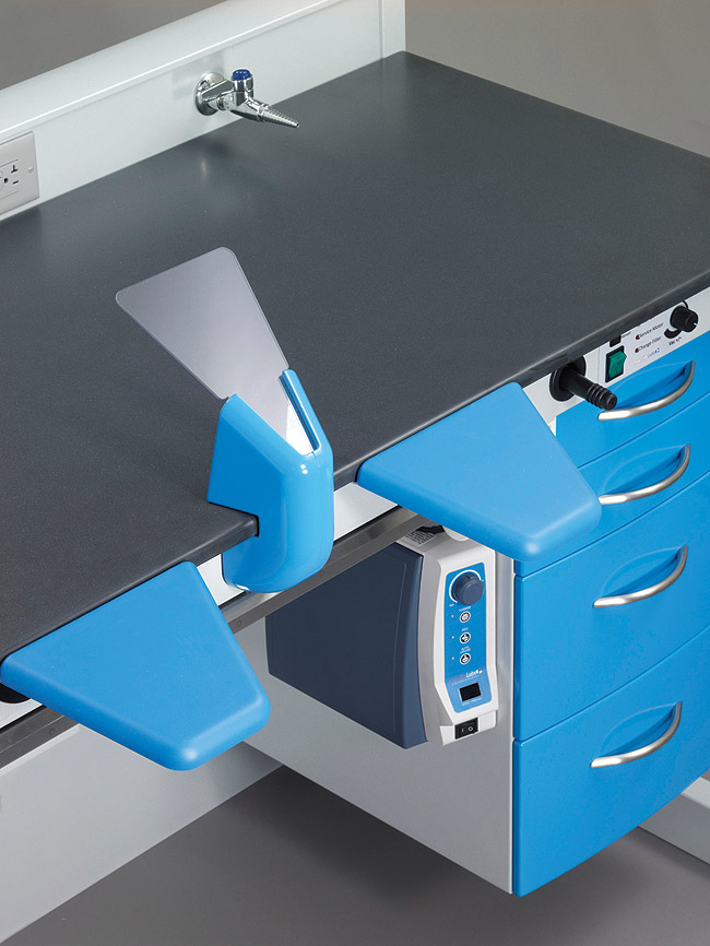 ErgoEZ™ Bench by NevinLabs™ | Inside Dental Technology